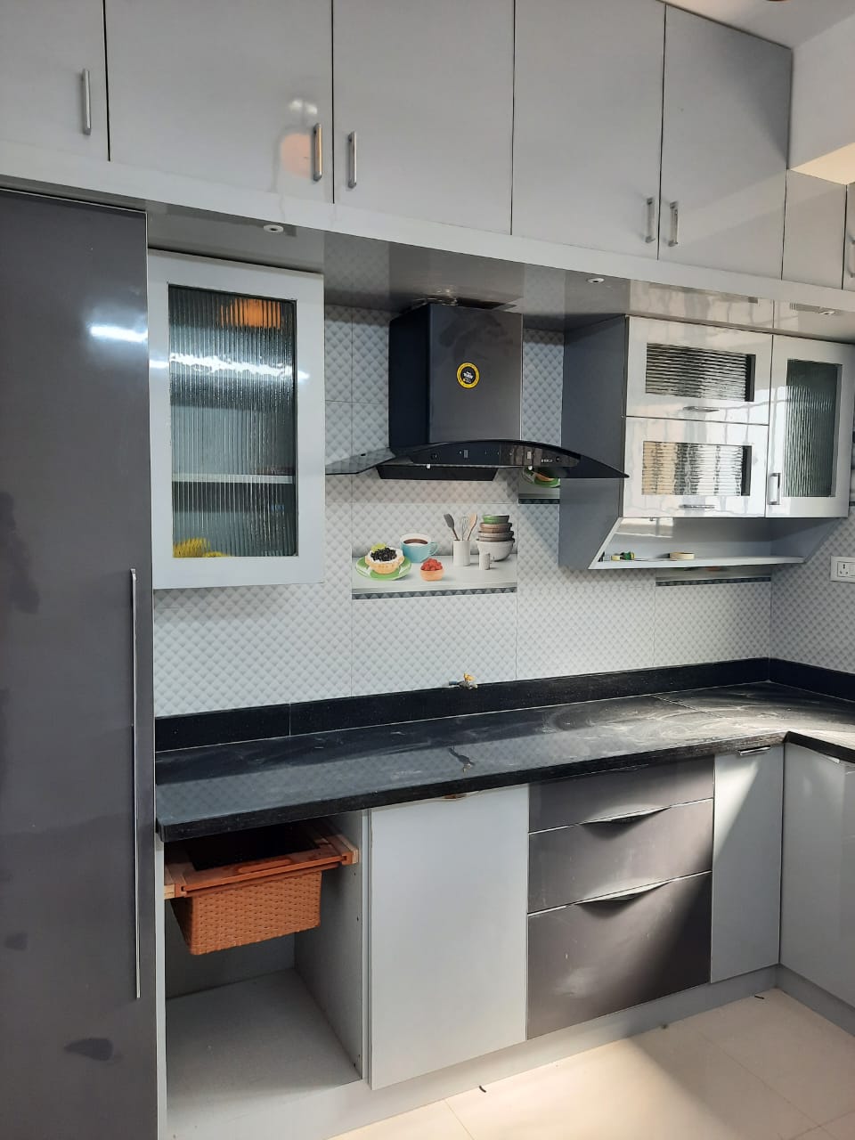 Modular Kitchen Design With Black Granite